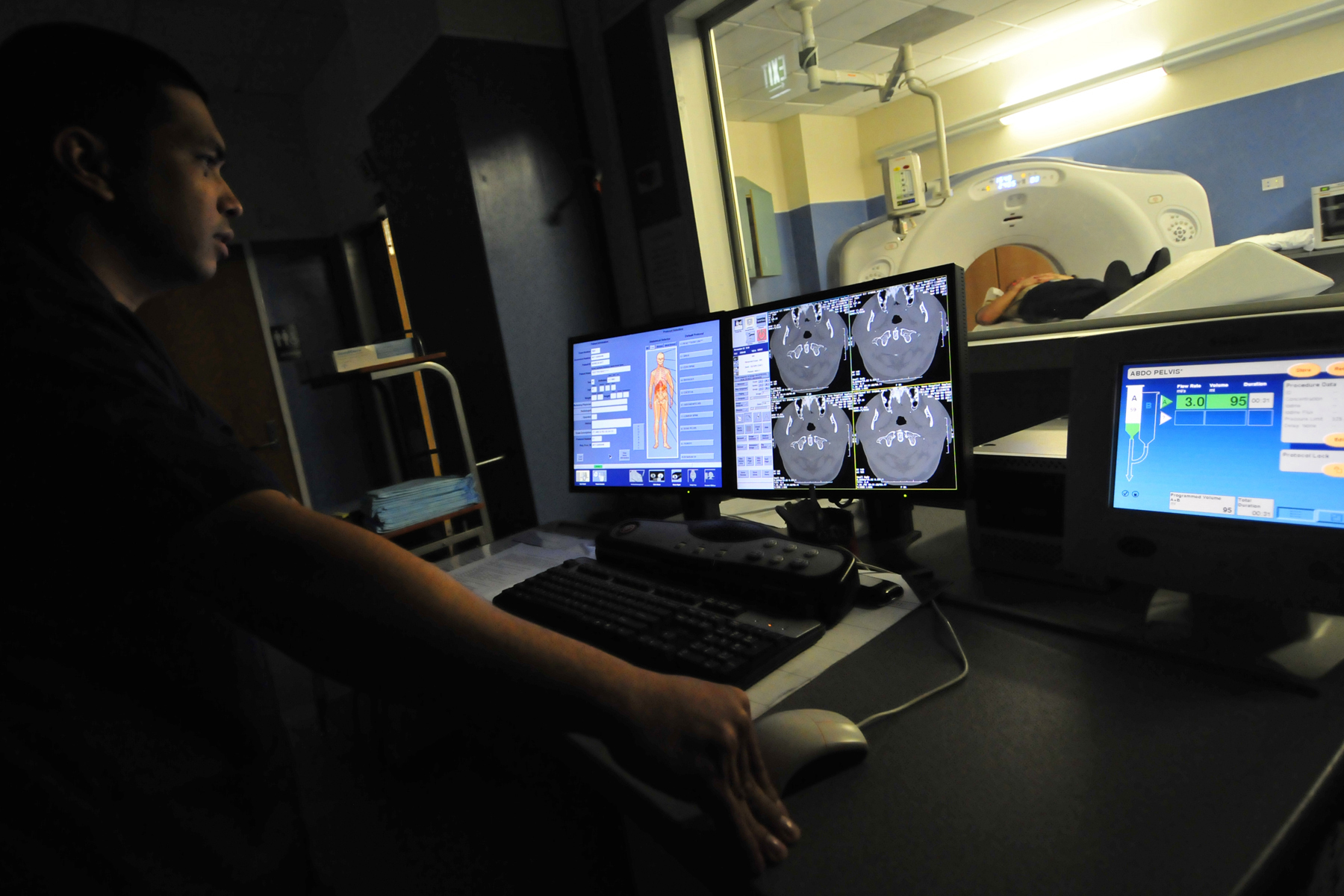 ¿Es peligrosa la Tomografía Computarizada? | Los Mundos de Brana